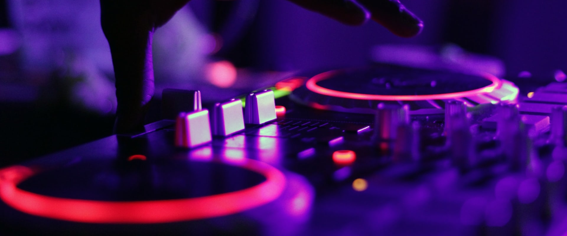 Creating Memorable Moments: The Importance Of Hiring A DJ Service In St ...